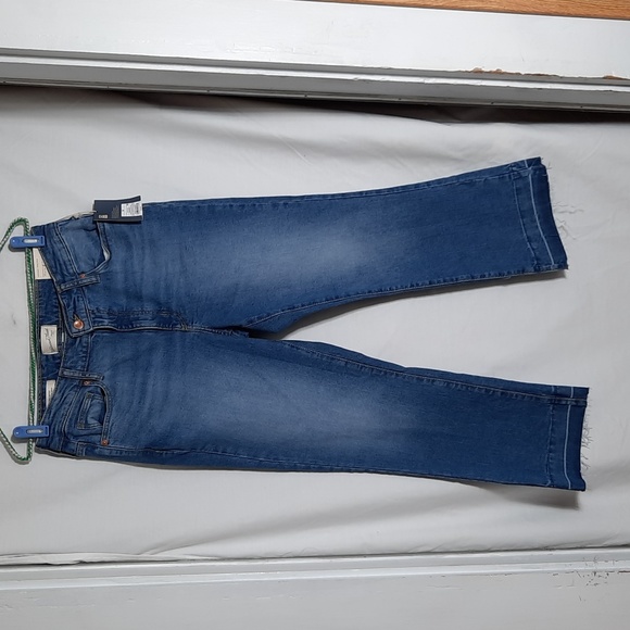 Universal Thread | Jeans | Womens Ankle Bootcut New With Tags Size 829r ...